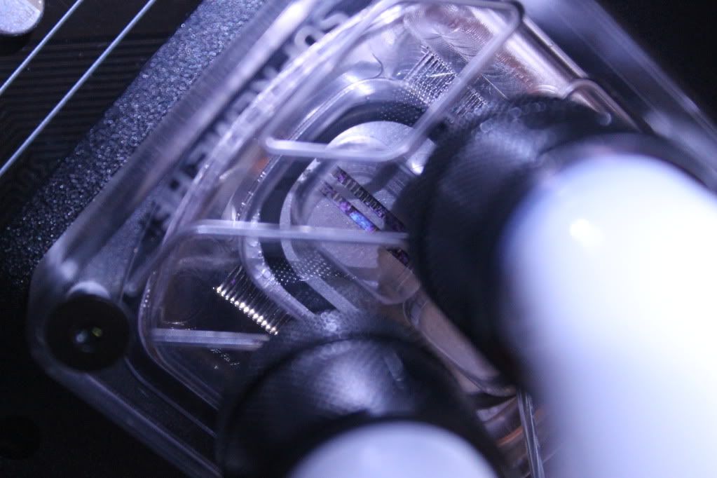 EK HF Supreme Block | Overclock.net